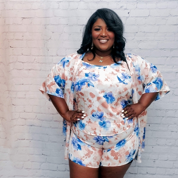 Intimates & Sleepwear | Flowy Silk Floral Pajama Set | Poshmark